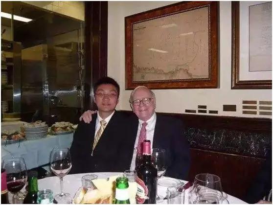 Pinduoduo founder Colin Huang steps down, is it unusual? - The Low Down ...