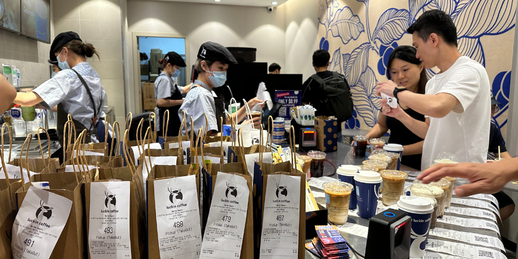 Luckin Coffee Sold More Than 2000 Cups On Its Opening Day The Low Luckin Coffee Sold More Than 2000 Cups On Its Opening Day The Low